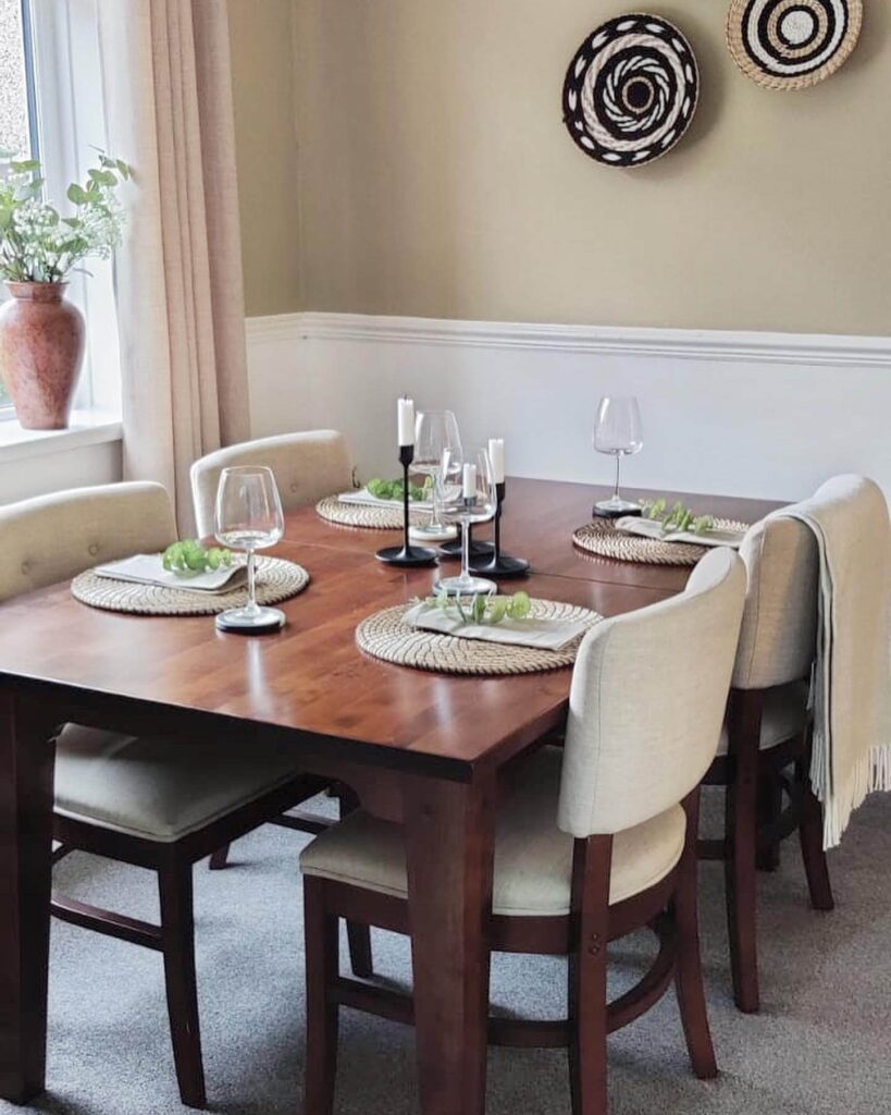 Space-Saving Small Dining Room Ideas
